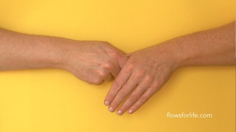 Jin Shin Jyutsu holds for Insomnia - Flows for Life | Jin Shin Jyutsu